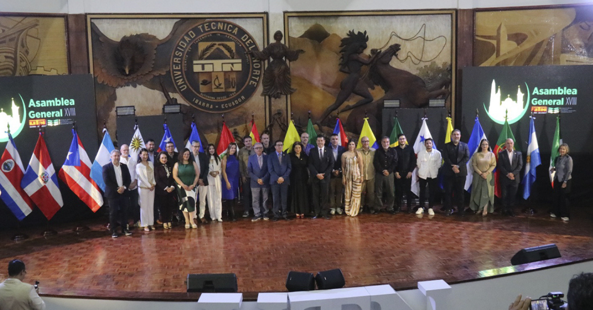 USMPTV destaca en la Cumbre Iberoamericana: Finalista en los Premios ...